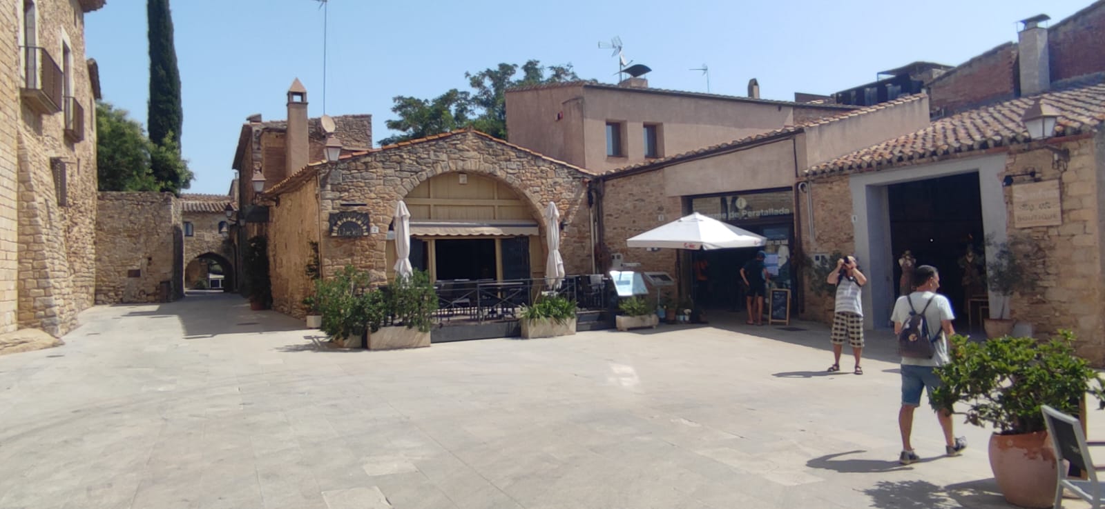 Viaje al Empordà medieval: Peratallada, Pals y Monells (I) | Dosenelcamino